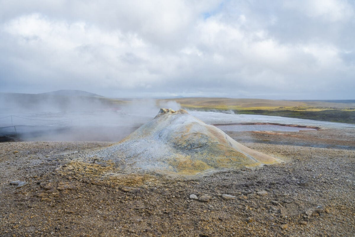 The Hveravellir Hike - The Photo Hikes