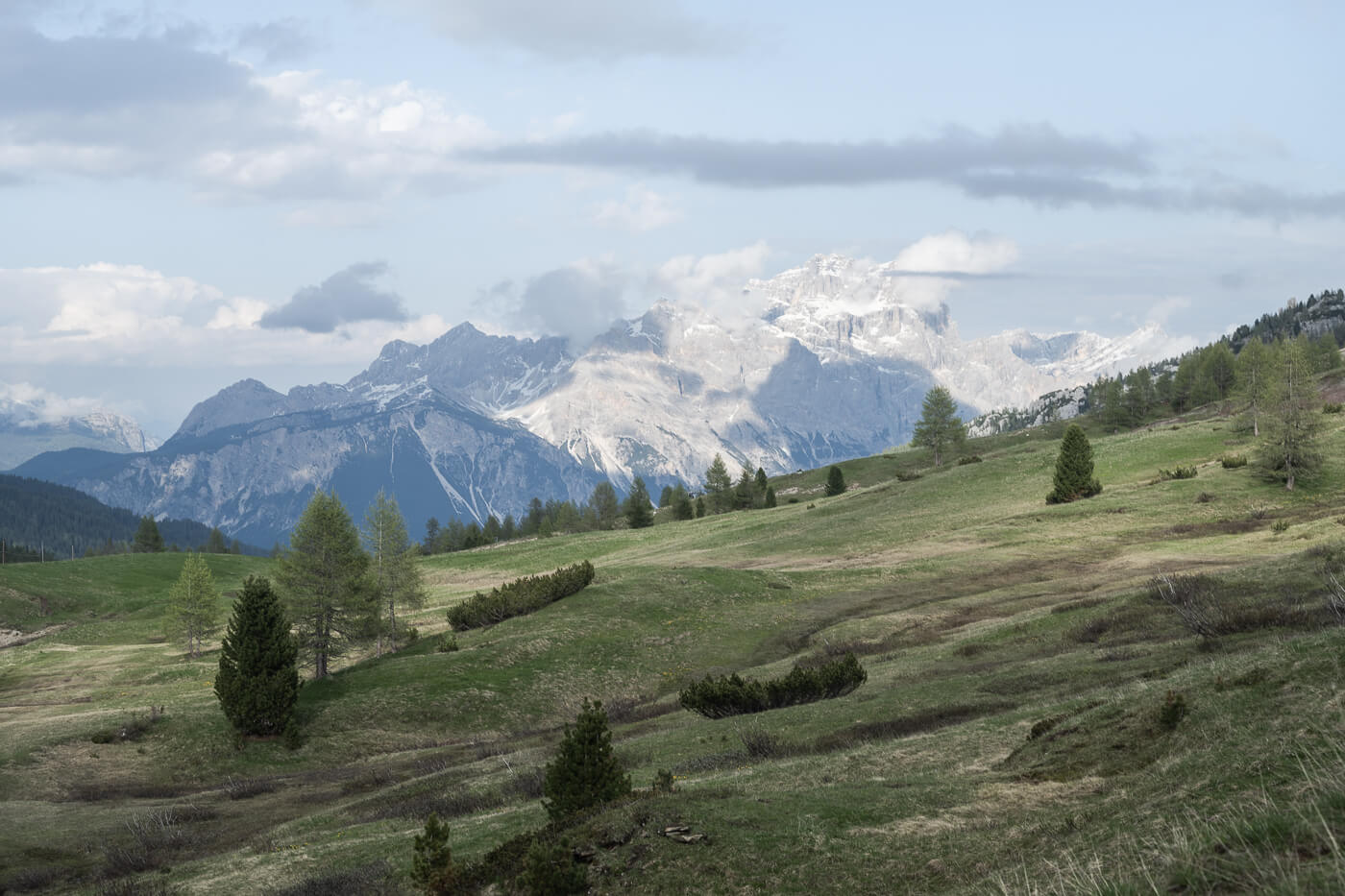 Lago di Limides Hike - A Beautiful Sunset location in the Dolomites ...