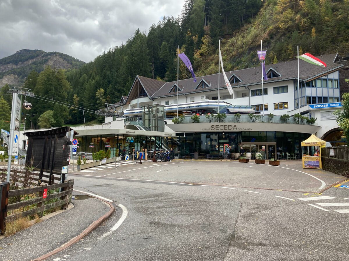 Seceda Ridgeline Hike - Best Ridge in the Dolomiti - The Photo Hikes