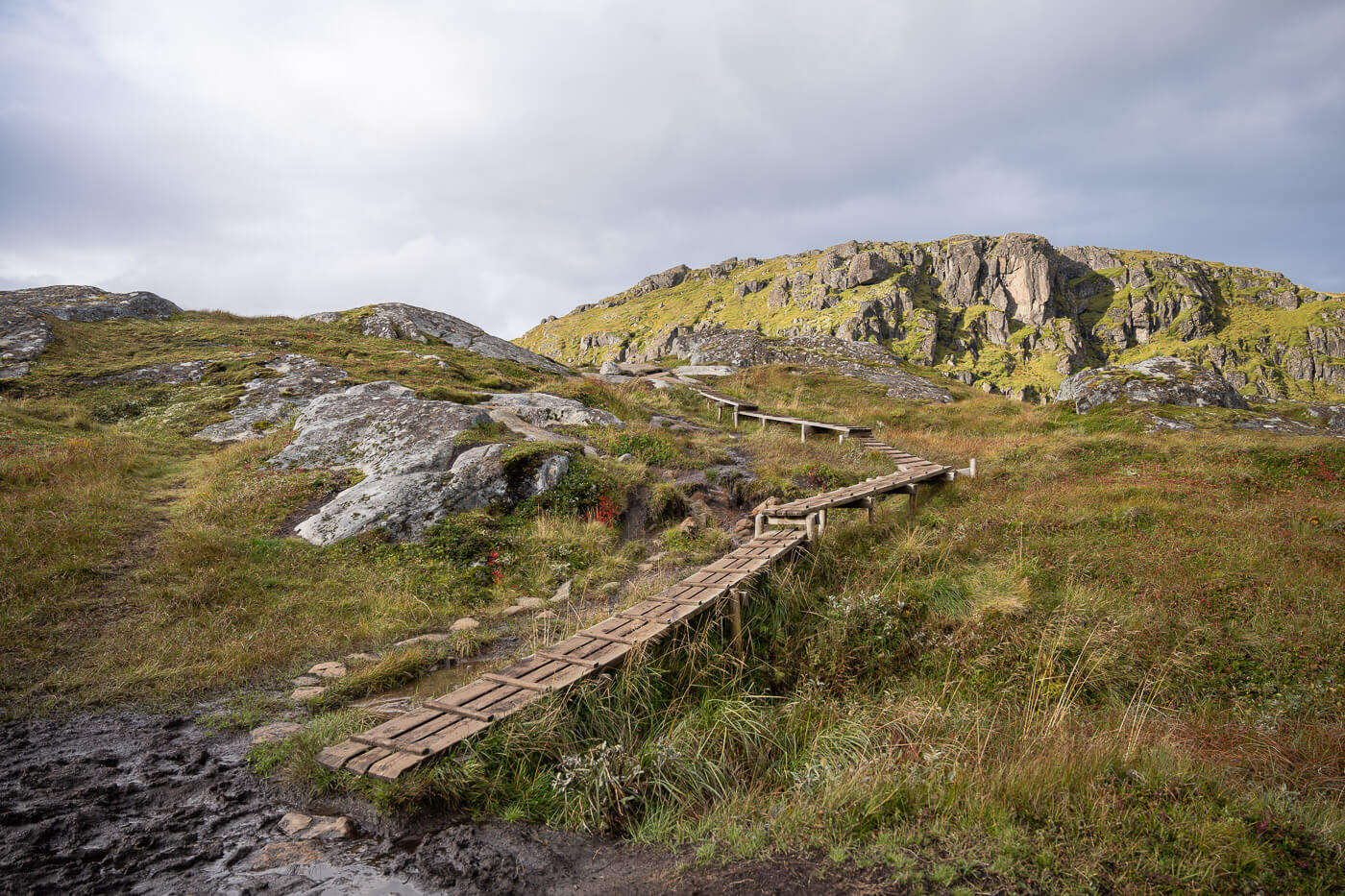 Kvalvika Beach Hike - a beautiful, hidden Beach - The Photo Hikes